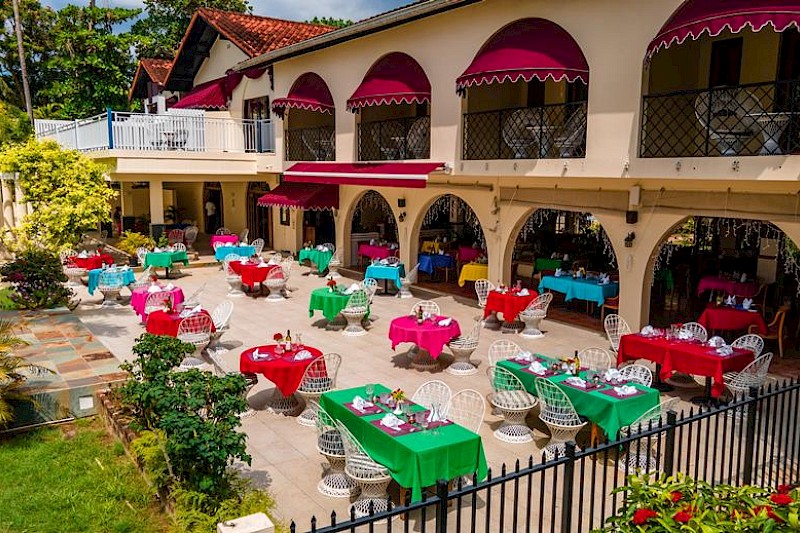 Charela Inn vanaf 1549,- (Negril, Jamaica) - TravelHunter